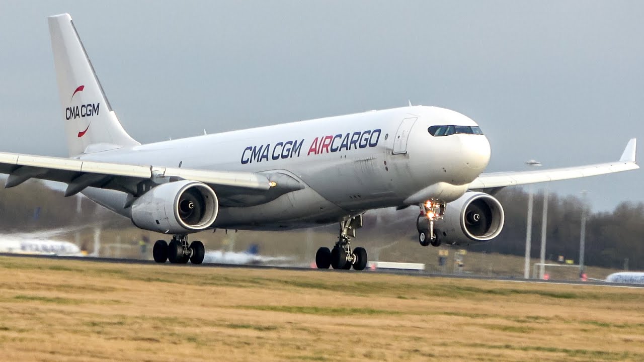 London Stansted Airport Plane spotting | Runway 22 Arrivals and ...
