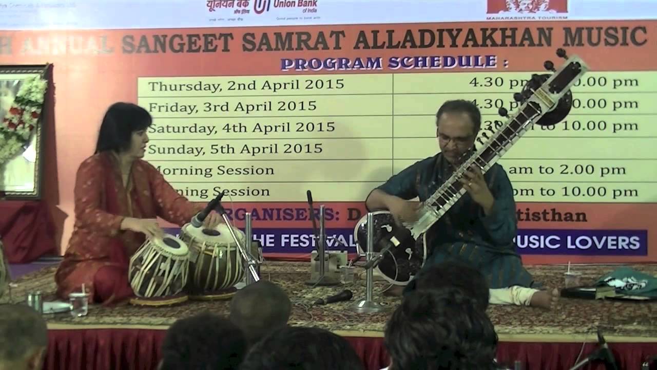 Pt. Shubhendra Rao (Sitar) & Anuradha Pal (Tabla) - YouTube