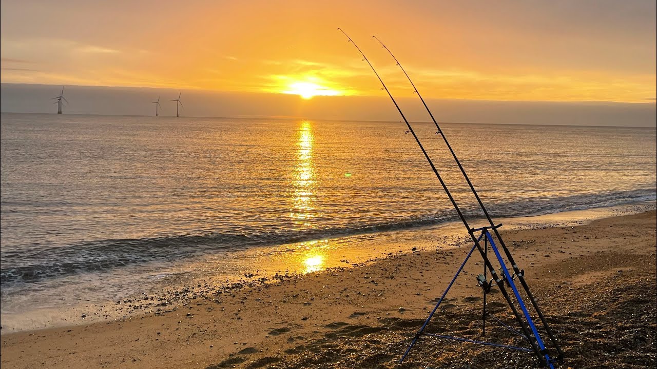 Norfolk Beach Fishing, Great Yarmouth - YouTube
