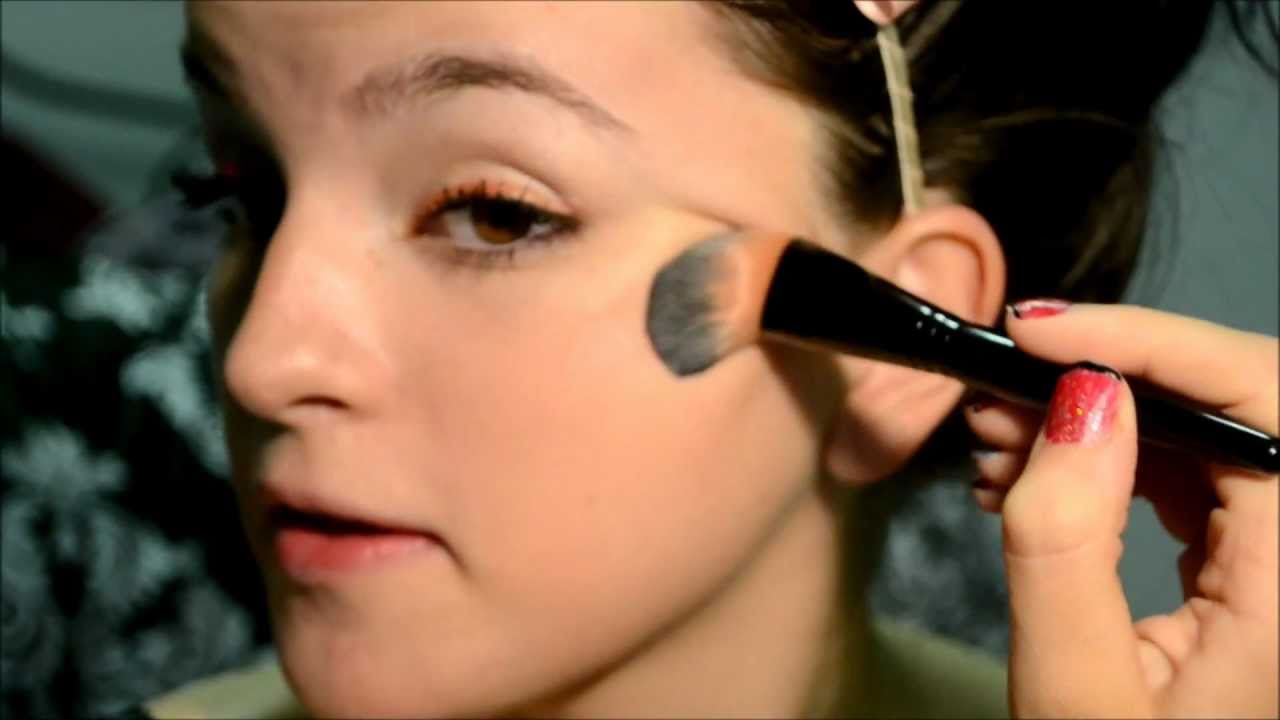 Natural Make Up Tutorial : Inspired by Emma Watson On Seventeen - YouTube