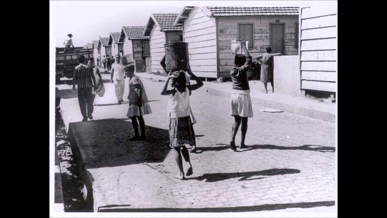 Descobrindo o Rio - Complexo da Maré - YouTube