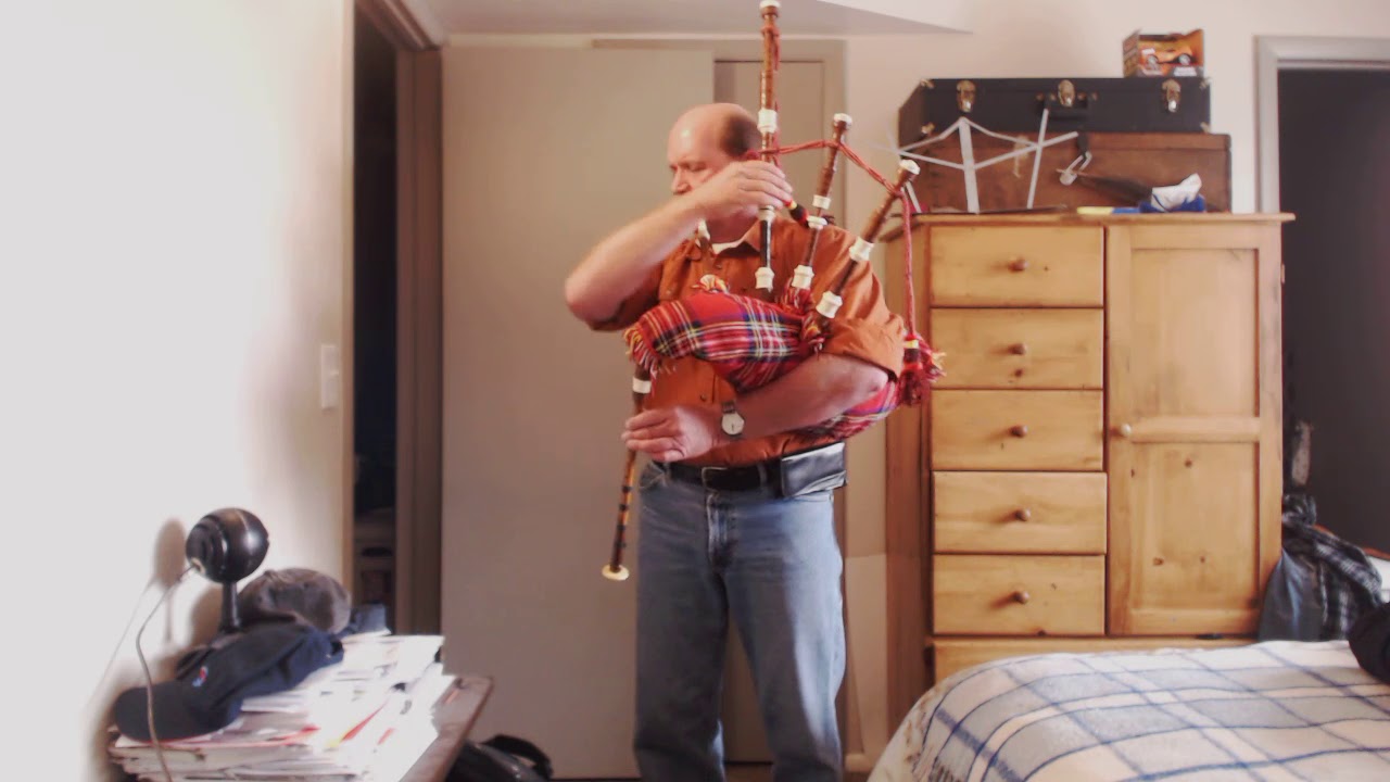 Pakistani Parlor Pipes with practice chanter after all that work. - YouTube