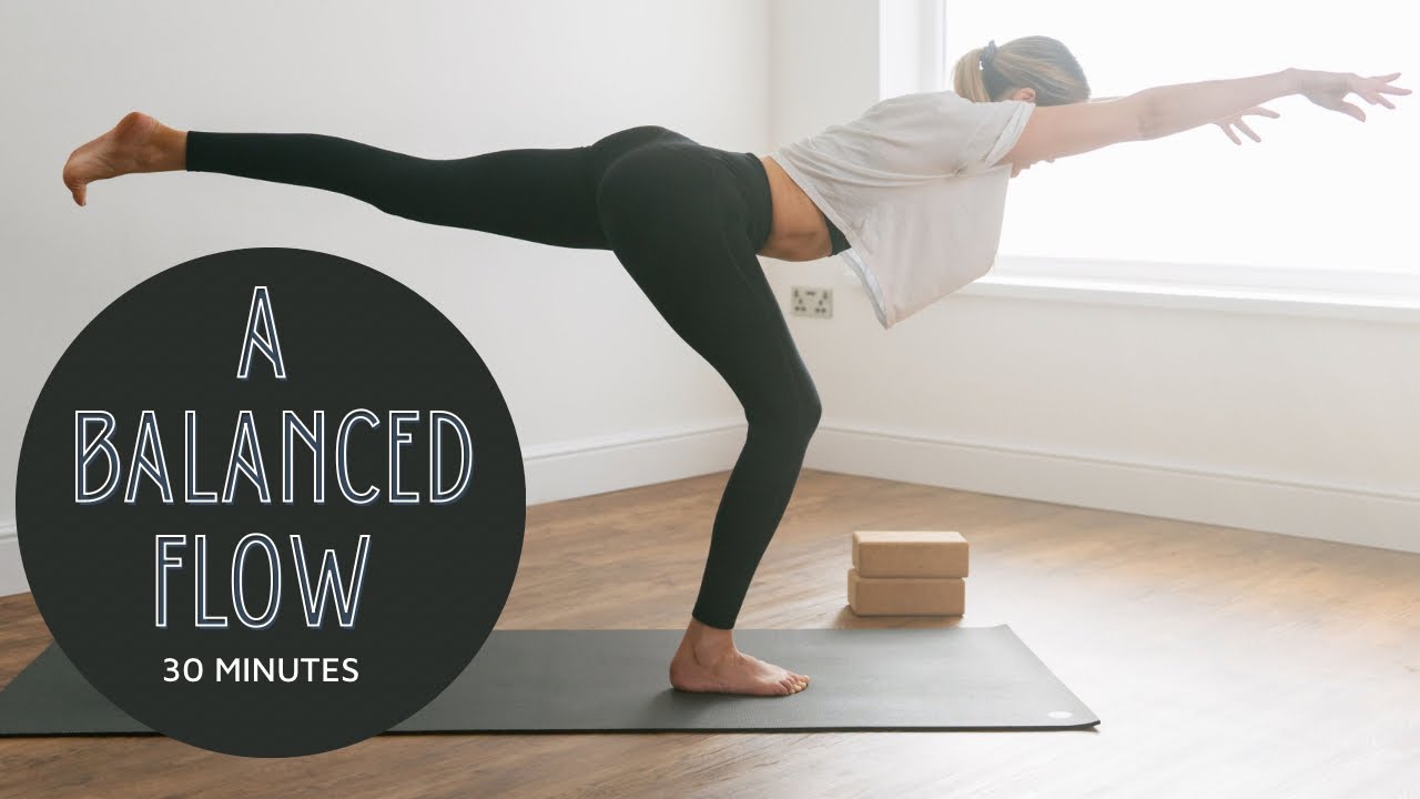 Strong & Stable Yoga Flow | A Balanced Flow | 30 Minute Awakening ...