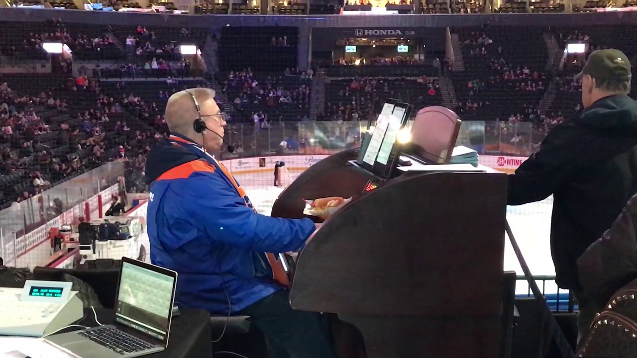 New York Islanders and Yankees Organist Paul Cartier on the Barclays ...