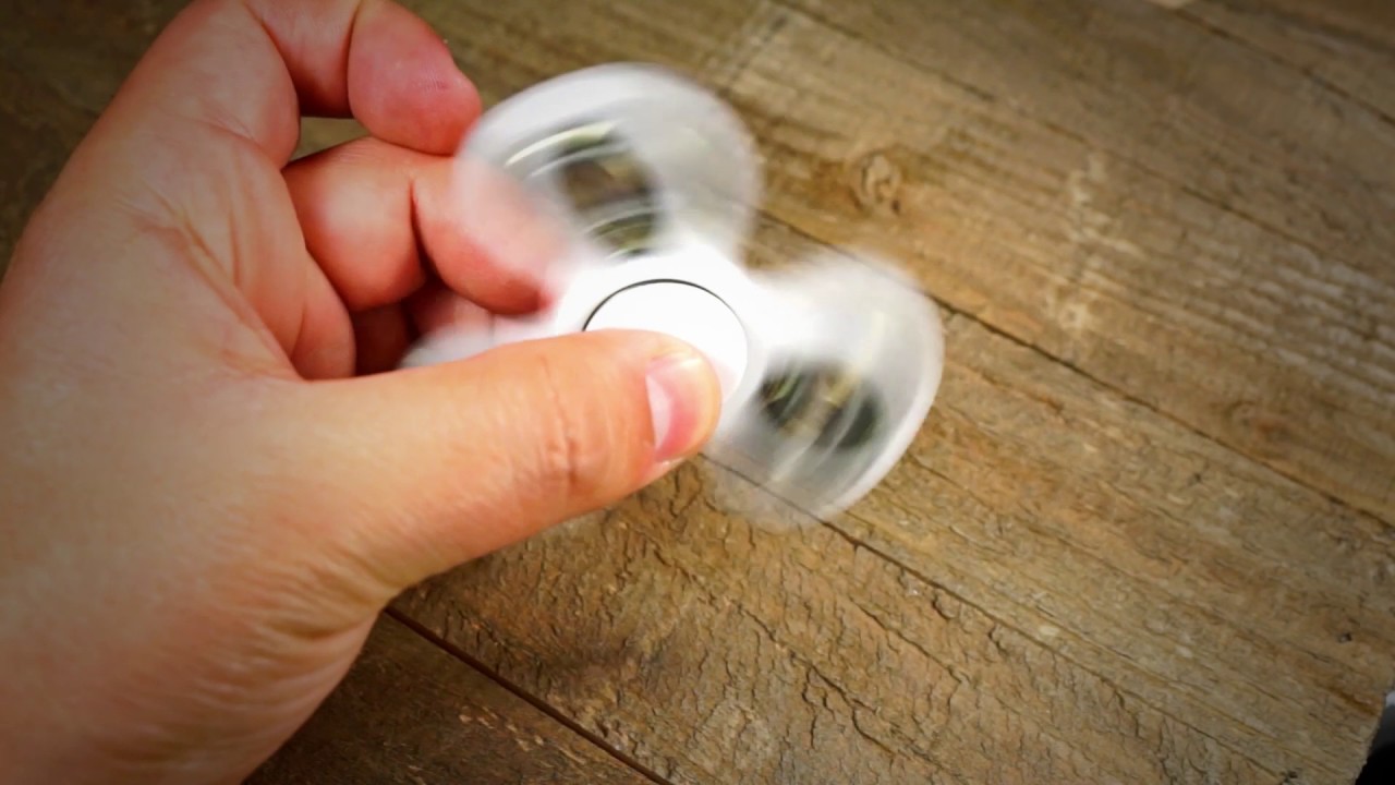 EDC 71 TRI BAR SPINNER FIDGET TOY WITH CAPS - YouTube