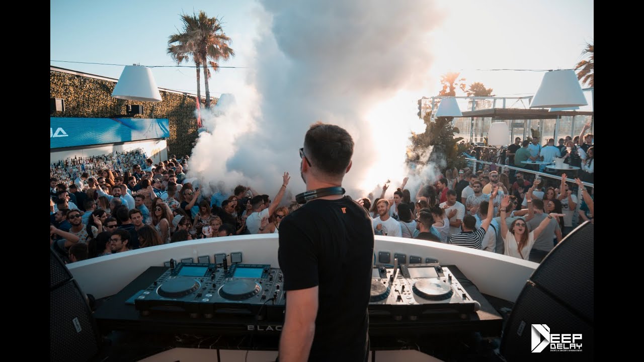 MARINA BEACH VALENCIA, DJ JAVI REINA JUNIO 2019 - YouTube