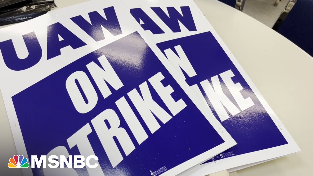 Historic UAW strike begins - YouTube