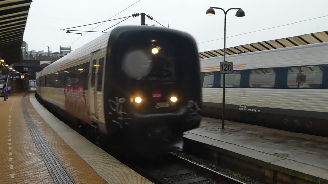 DSB IR4 på Københavns Hovedbanegård - YouTube