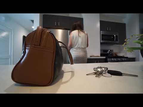 Giantess Autumn Unaware House