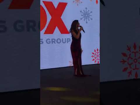 Merve Yıldırım'ın sunumuyla Fox TV Yılbaşı Partisi