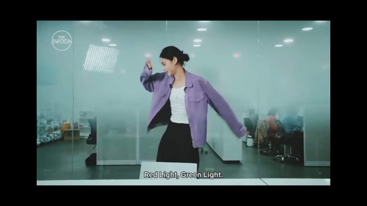 Hoyeong Jung Ifficial Squid Game Dance🐙 - YouTube