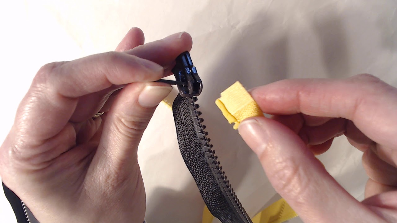 Engaging a Zipper - YouTube