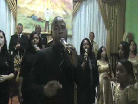 MISS JESSÉ E BANDA - YouTube