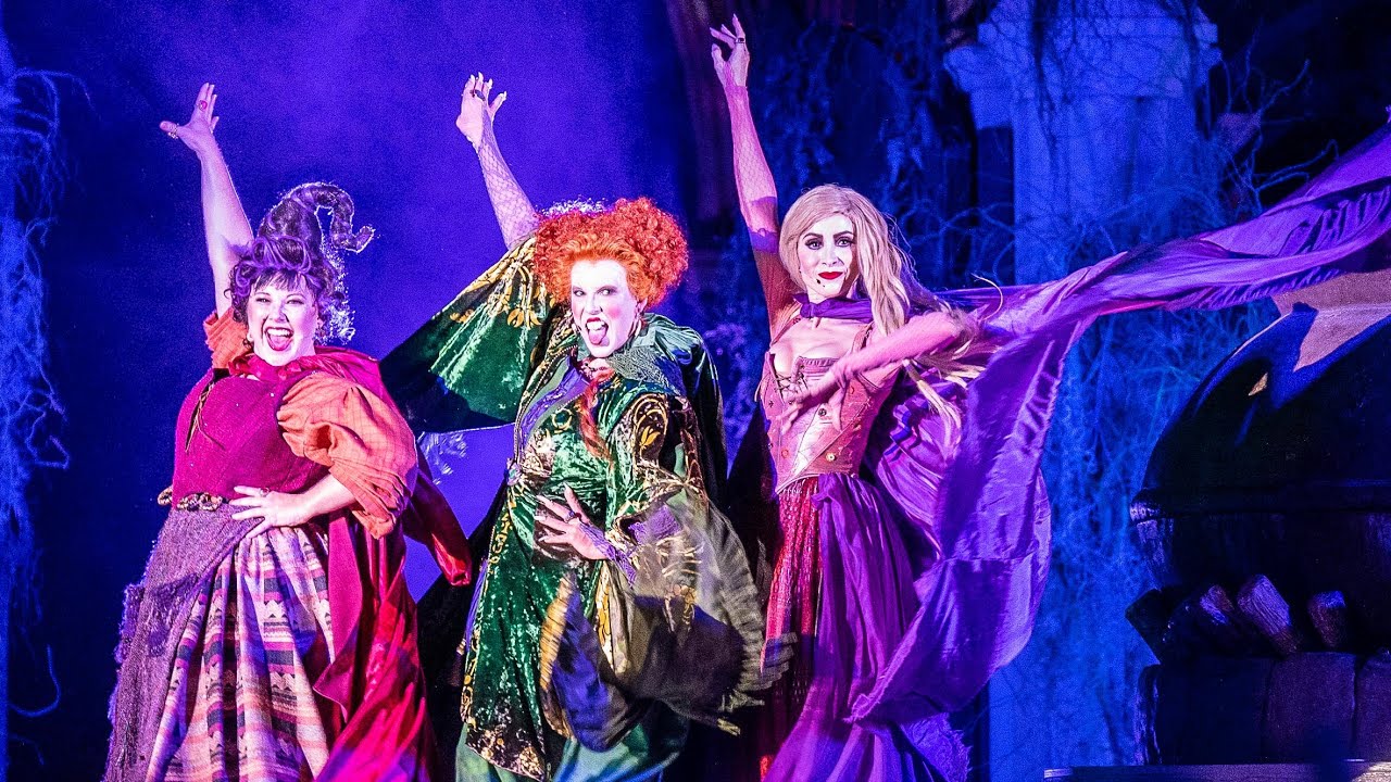 Hocus Pocus Villain Spelltacular 2022 - Full Show - YouTube