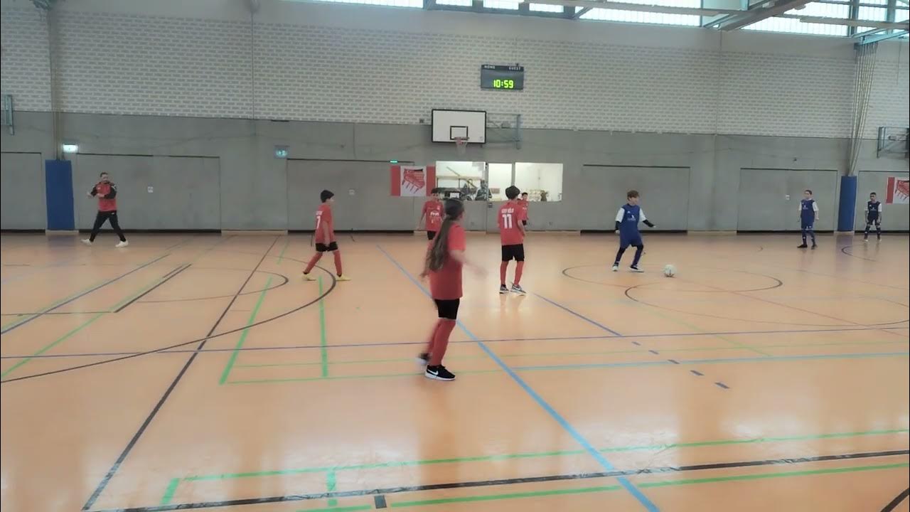 Hallenturnier TGSV U12 vs. TuS Stamheim - YouTube
