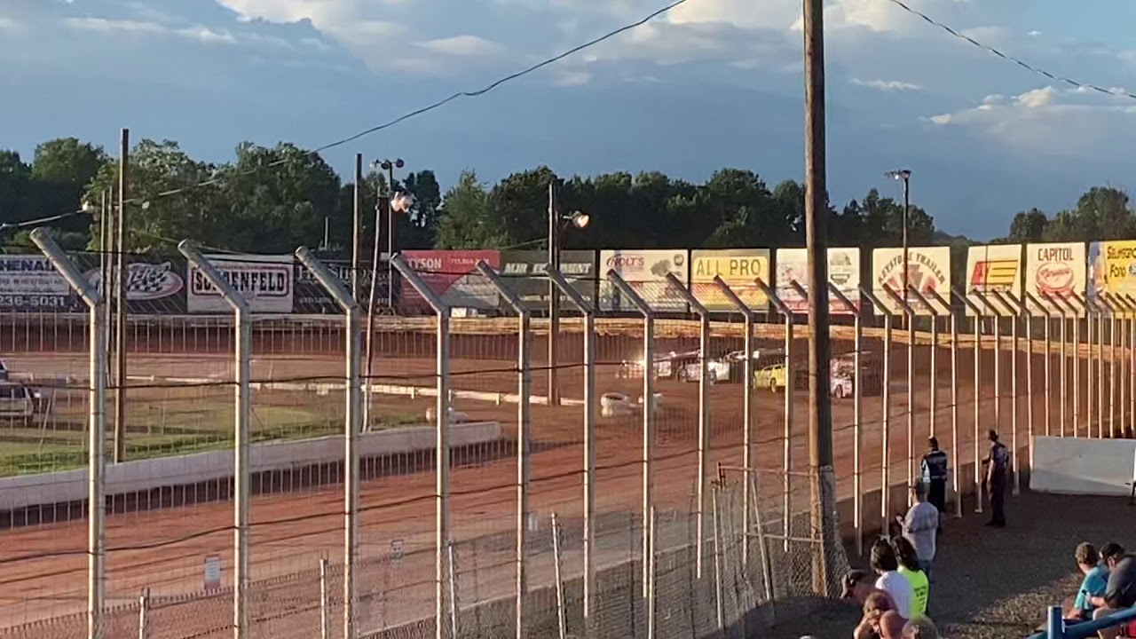 BAPS Motor Speedway 7/11/20 Heat Race - YouTube