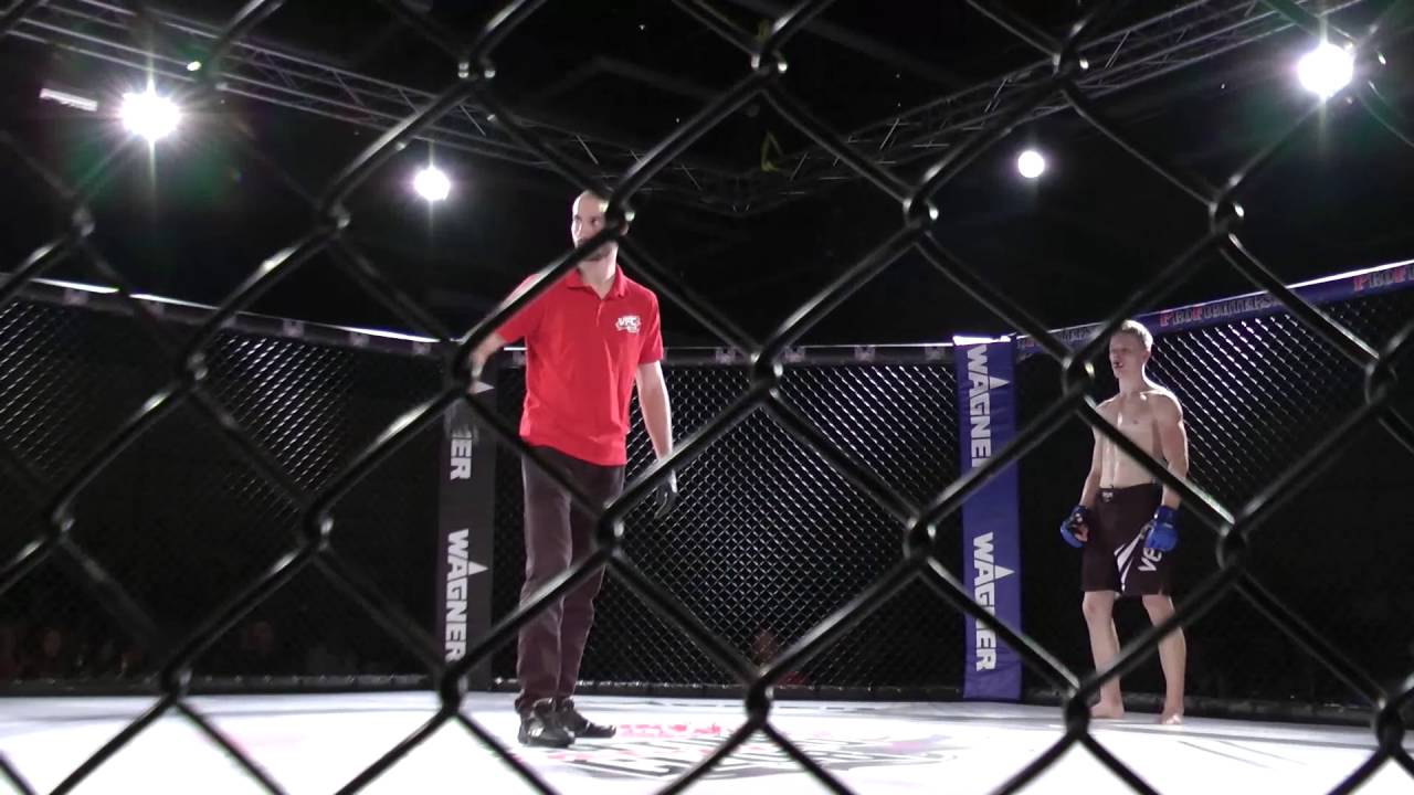 VFCL 2: Adam Volejník vs. Marek Hudek - YouTube