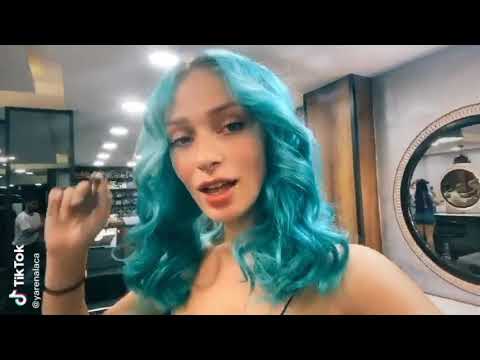 Yaren Alaca Saçlarını Maviye Boyadı!