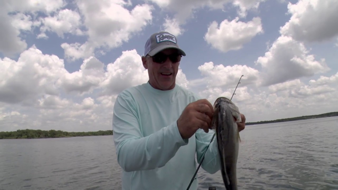 The Best Bass Fishing Electronics - Garmin Panoptix - YouTube