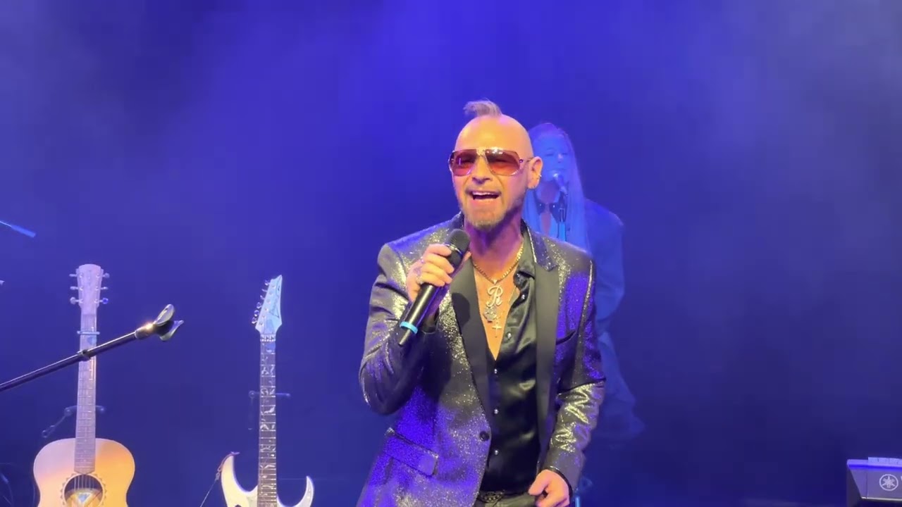 Brian Canham (Pseudo Echo) - Over Tomorrow (live 6 May 2022) - YouTube