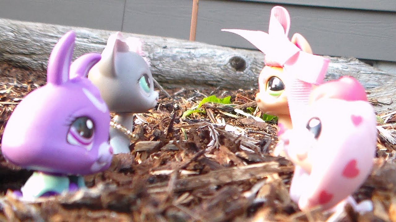 lps:Easter bunnies part 2 (running for your life) - YouTube