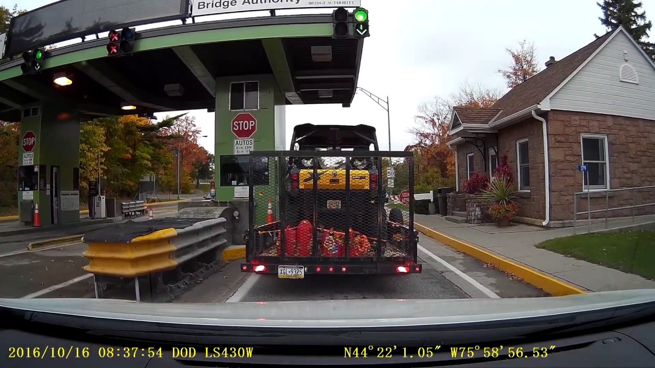 Canada to USA 1000 Island Border crossing 2016 - YouTube