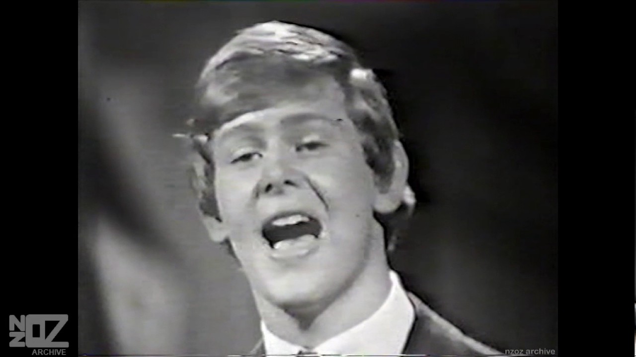 Johnny Farnham - Friday Kind Of Monday (1968) - YouTube