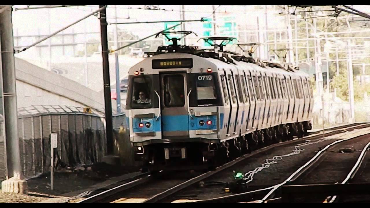 MBTA Blue Line Wonderland & Bowdoin Bound Siemens 0700 Series Trains ...