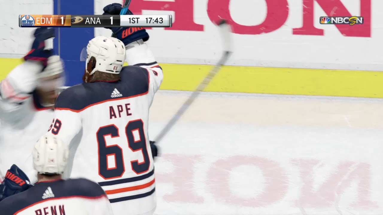 Clap Bomb rippin the twezzy n celly BUD - YouTube