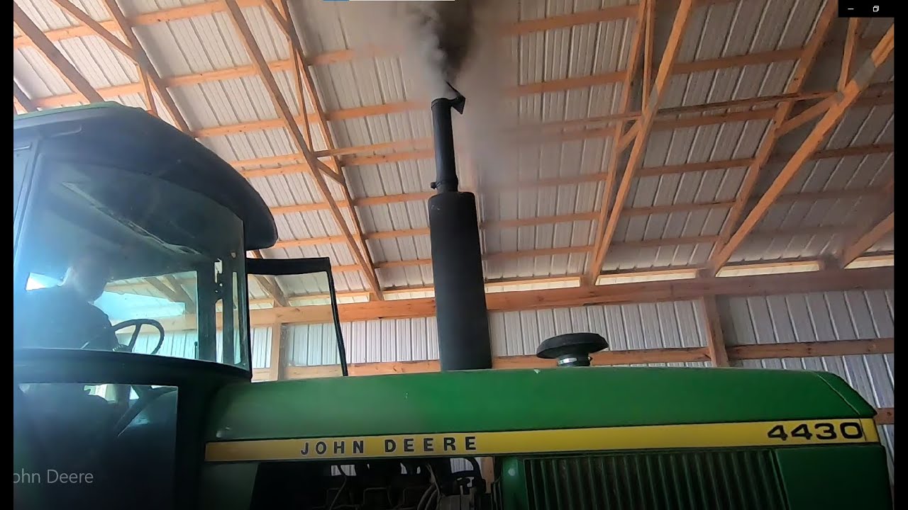 Cold start 4430 John Deere - YouTube