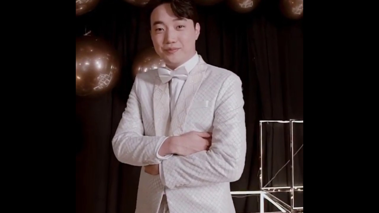 Ryan Bang at ABSCBNBall2019 - YouTube