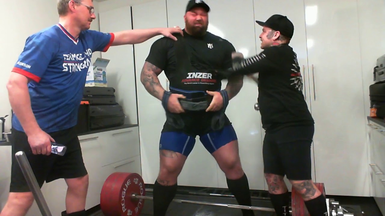 Thor Deadlifts 440x3 (970lbs) - YouTube
