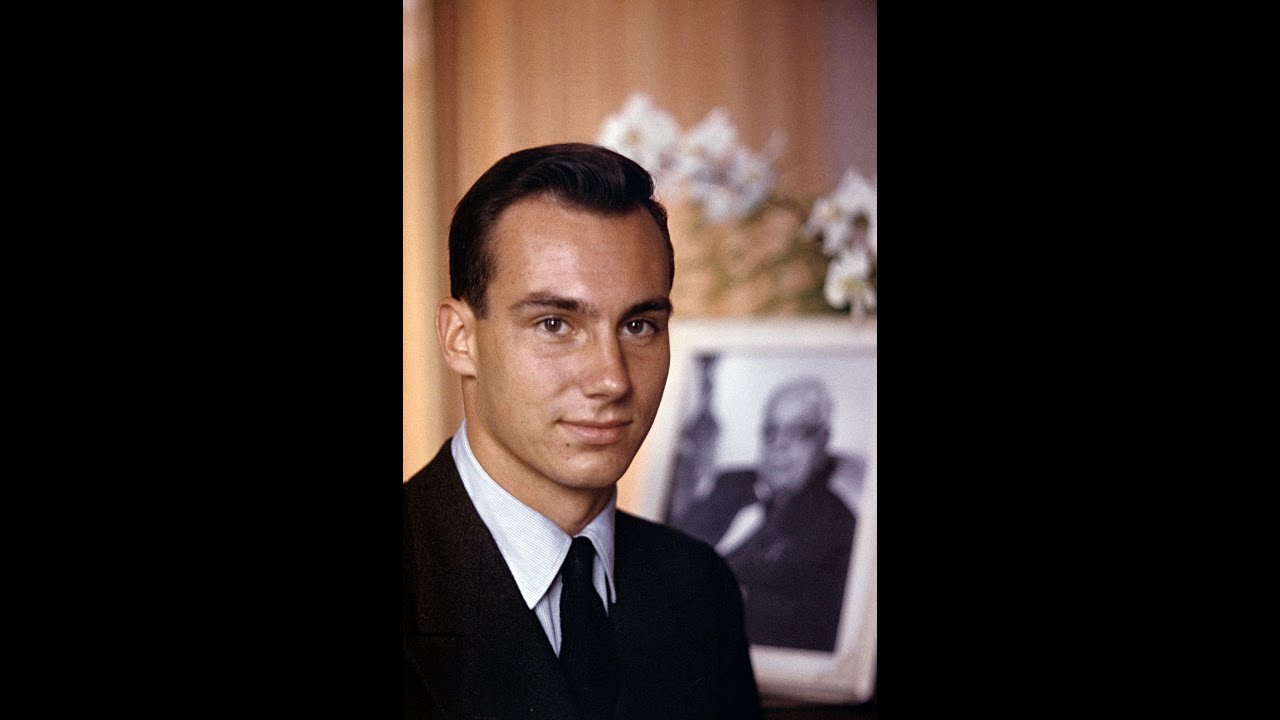 Grand Funeral of Prince Shah Karim Al-Husseini, Aga Khan IV, in Aswan ...