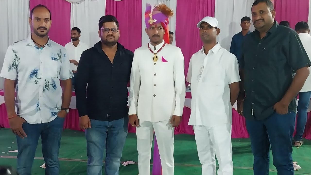 BROTHER DINESH DAN SONU BANNA"S MERRIGE PARTI ENJOYING AT MORI CHARNA ...