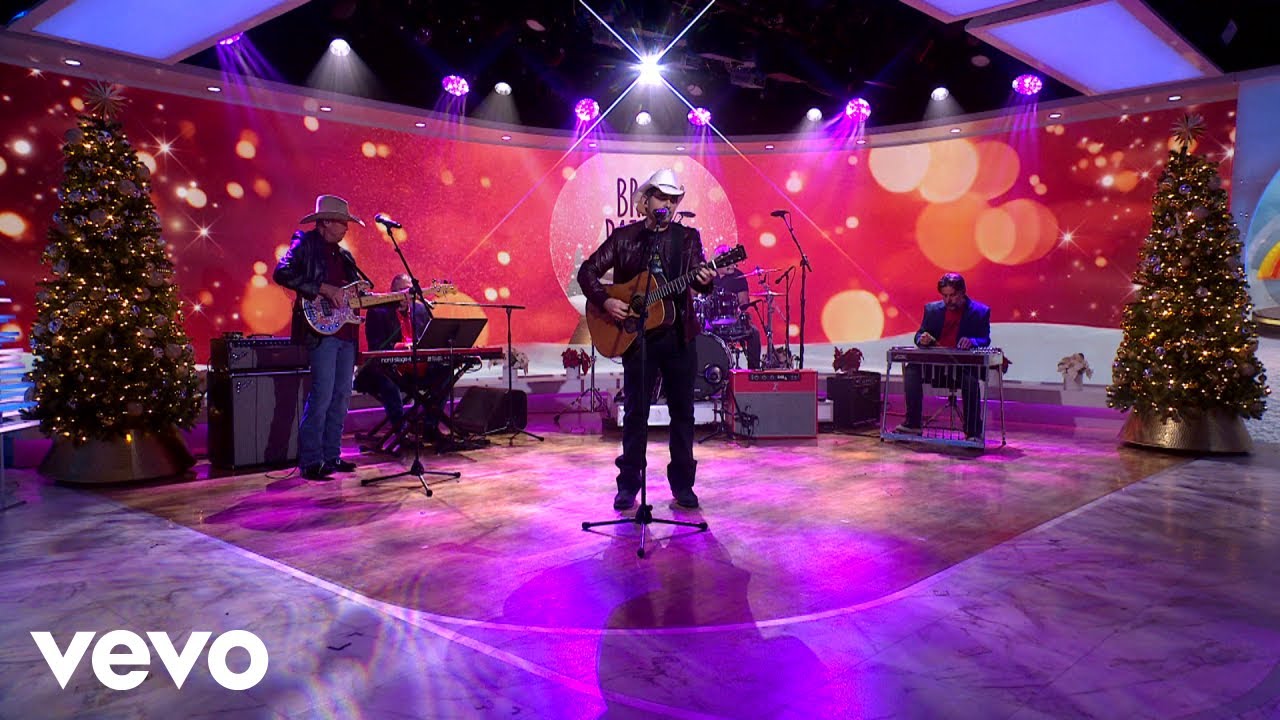 Brad Paisley - Snow Globe Town (Live From The TODAY Show) - YouTube