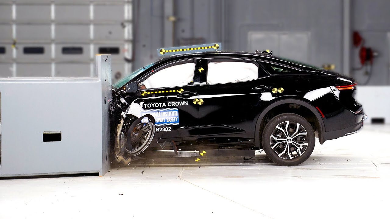 2024 Toyota Crown - Crash Test - YouTube