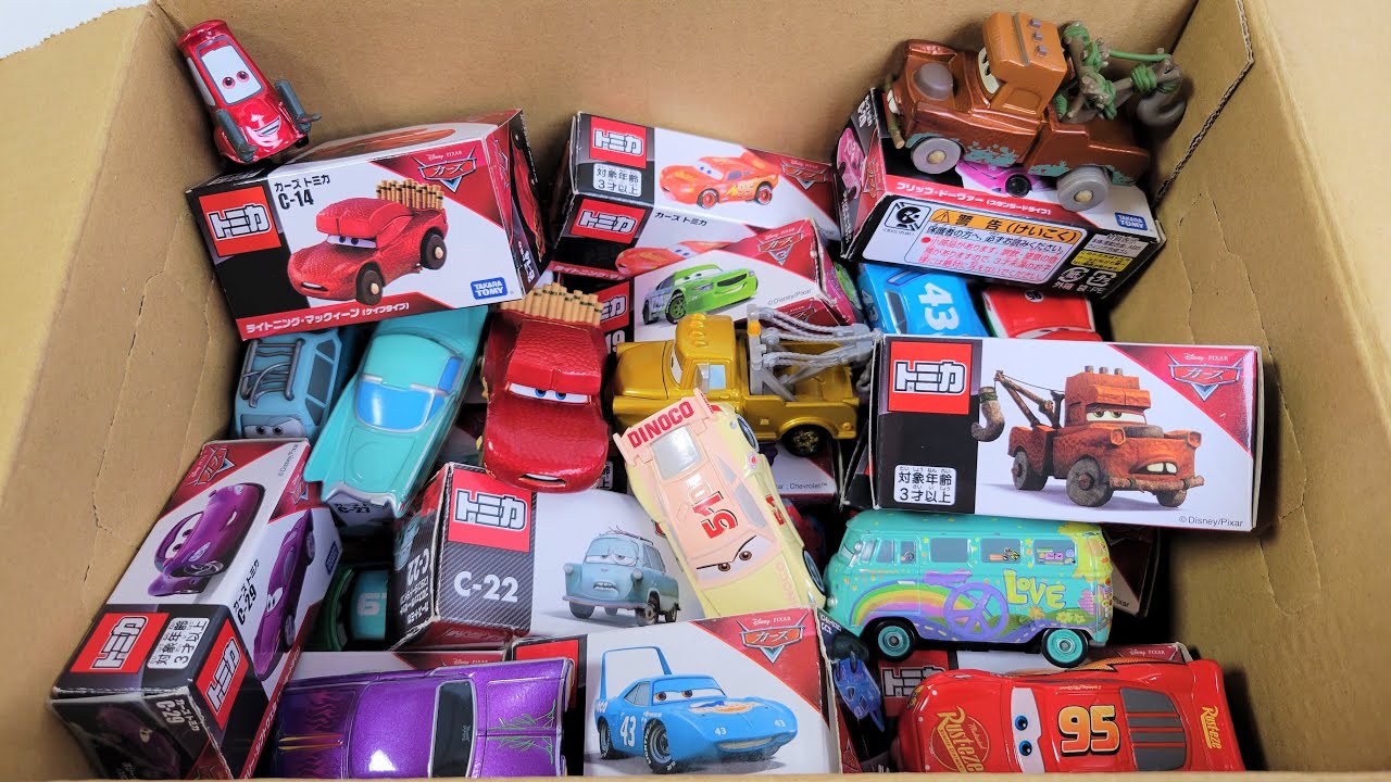 A box full of "Cars minicars". I will put it in the Tomica box of the ...