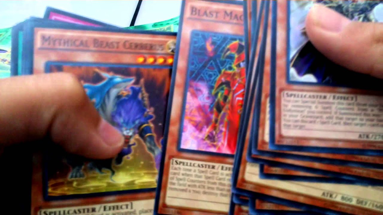 Yugioh magician Spellcaster structure deck : review - YouTube