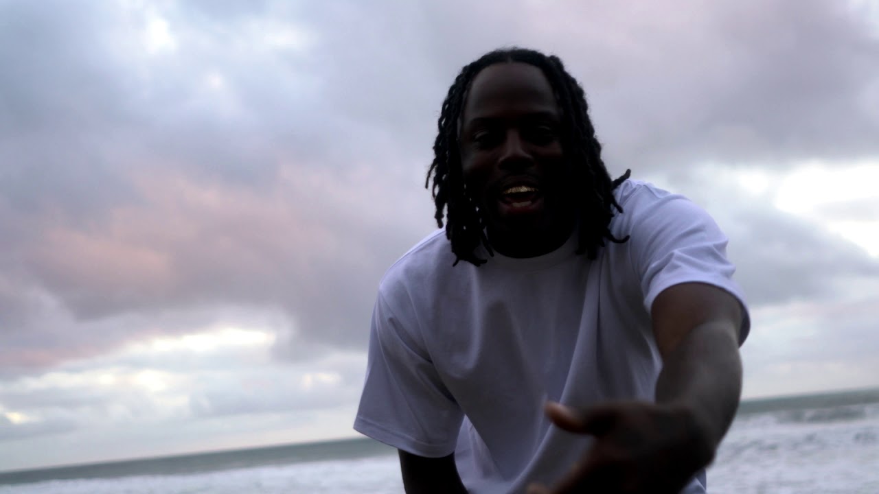 Chucky Red - Major Comeback (Official Music Video) - YouTube
