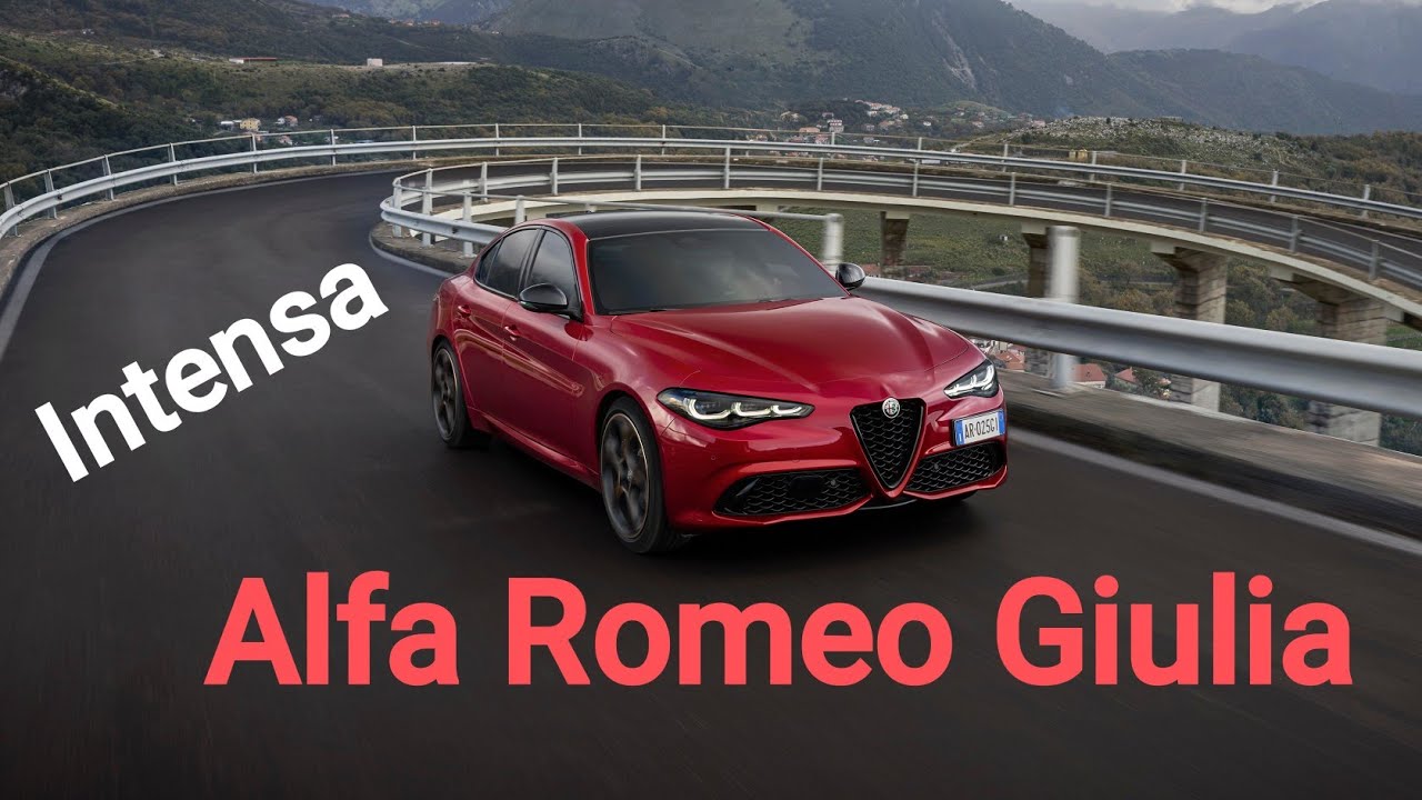 Alfa Romeo Giulia Intensa - YouTube