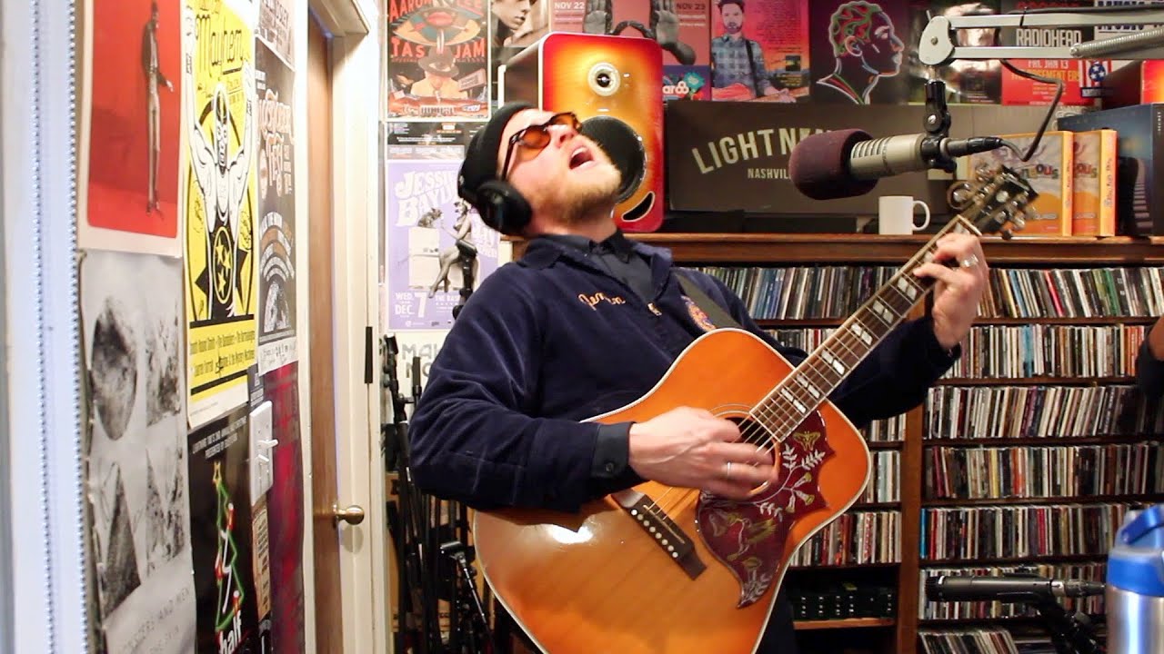 Allen Stone "Lay It Down"-Live On Lightning 100 - YouTube