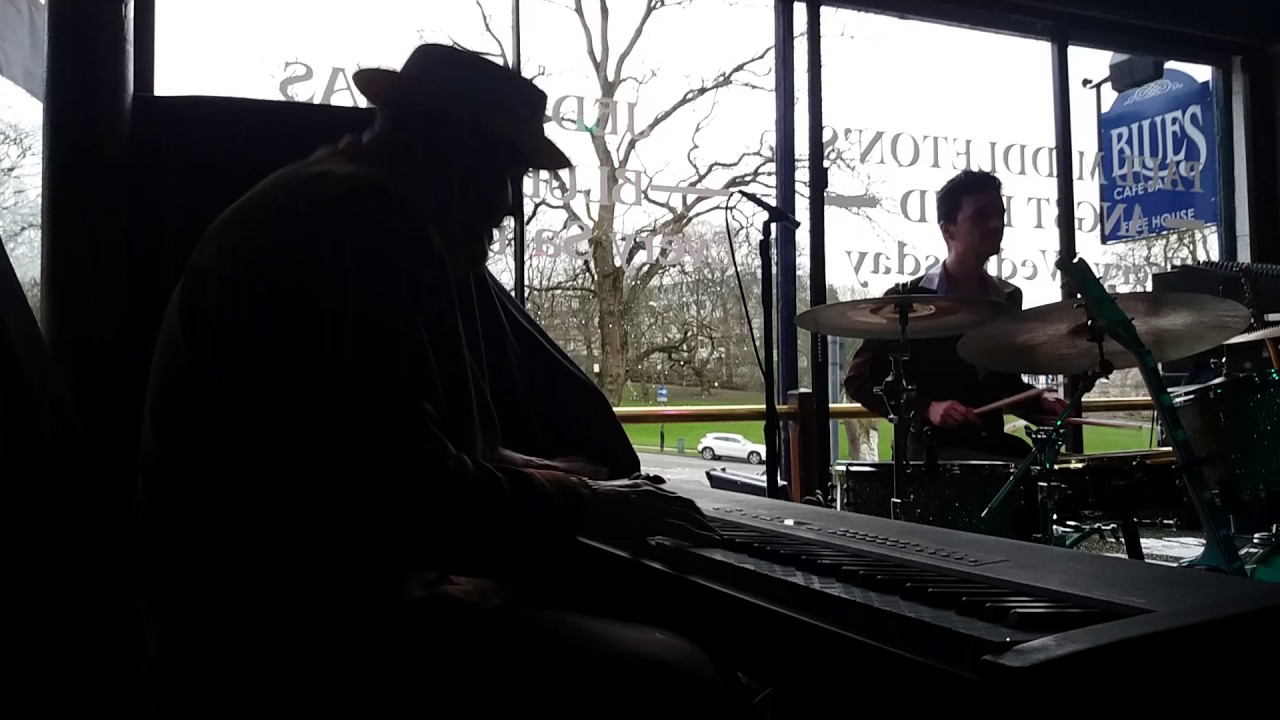 The Revolutionaires Harrogate Feb 2017 - YouTube