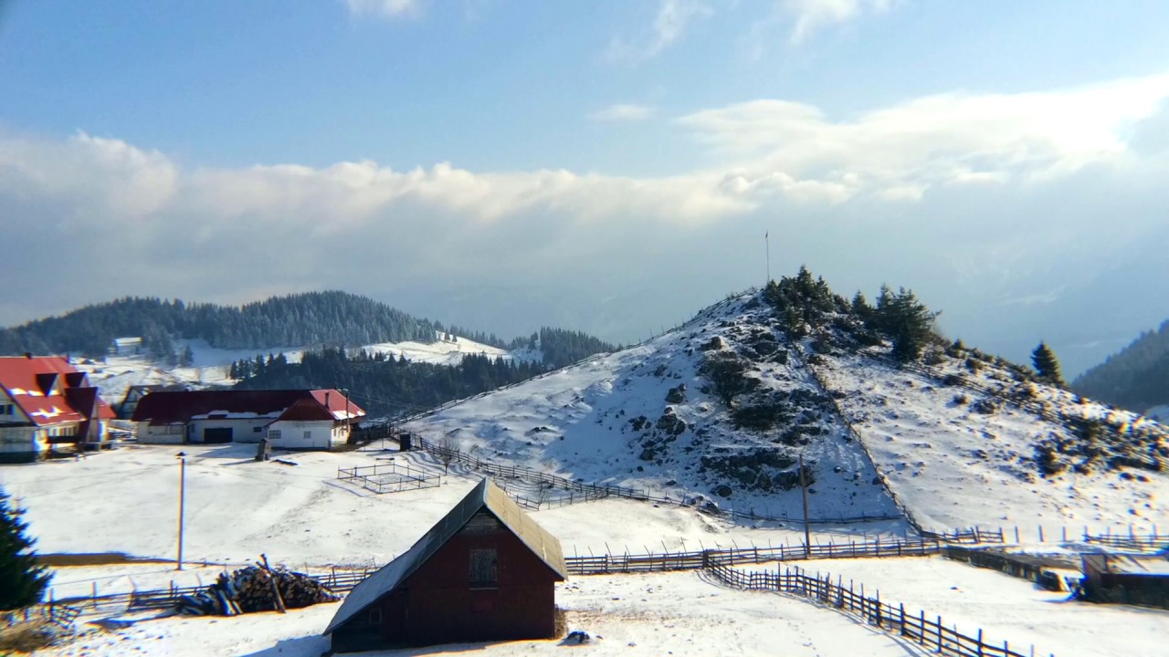 A timelapse of the Bucegi mountains - YouTube