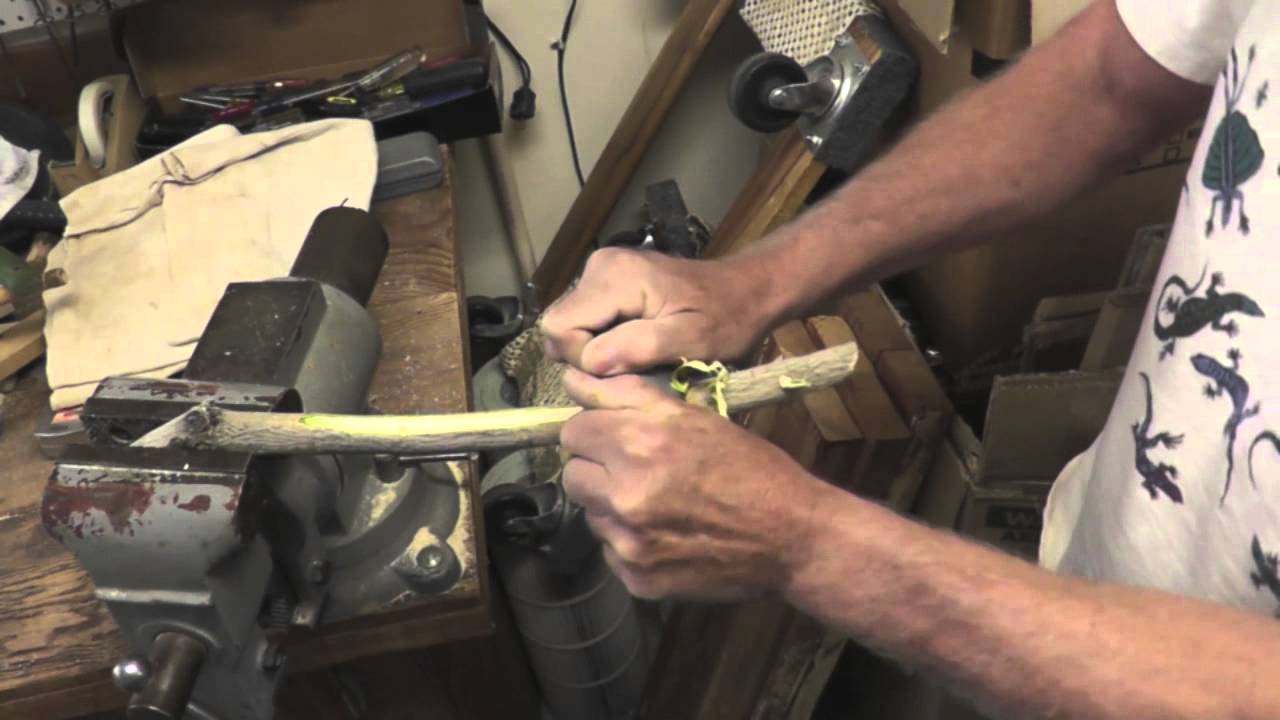 Unifacial flint draw knife - YouTube