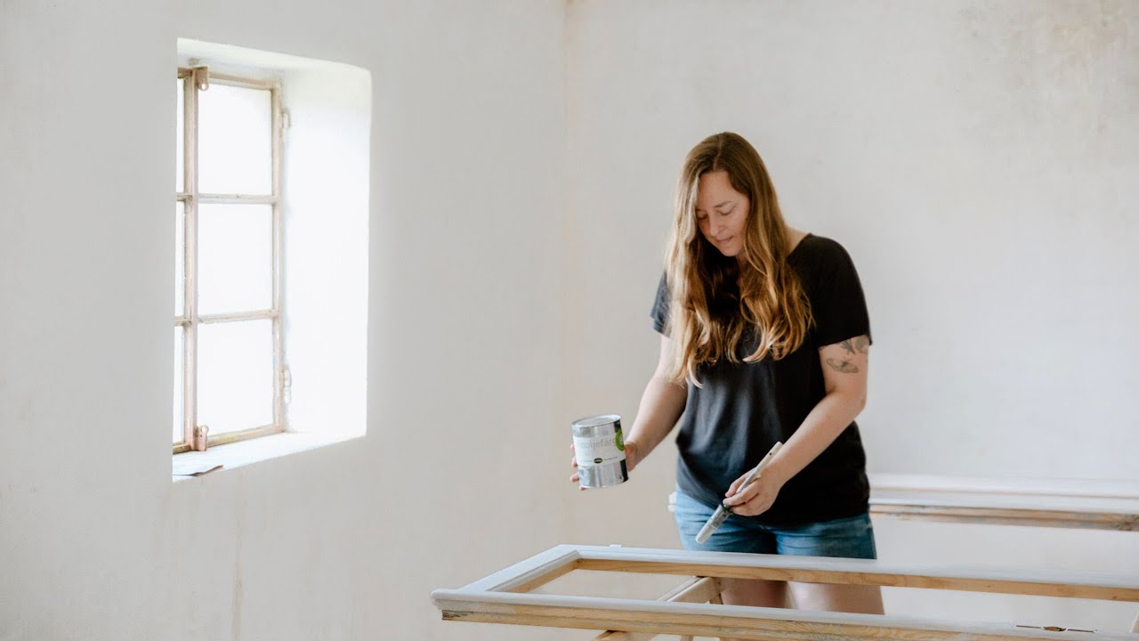 #52 Restoring & painting timber windows - YouTube