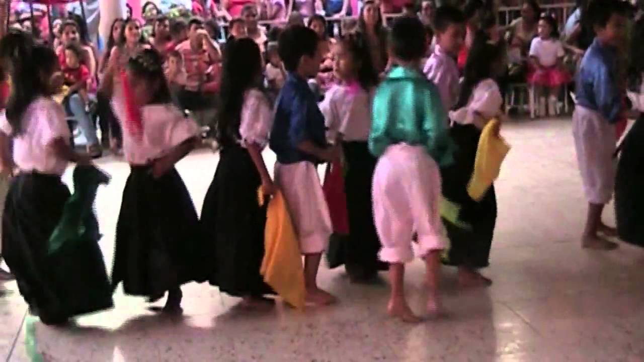 Danza pandilla selvática I.E.I. 503 Sta Rosa de Lima - YouTube