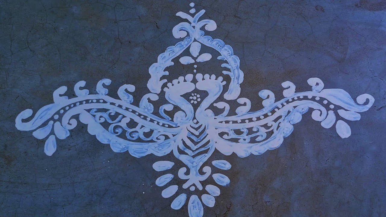 Very Easy and simple Door Alpona Design for Laxmi Puja || Door Rangoli ...