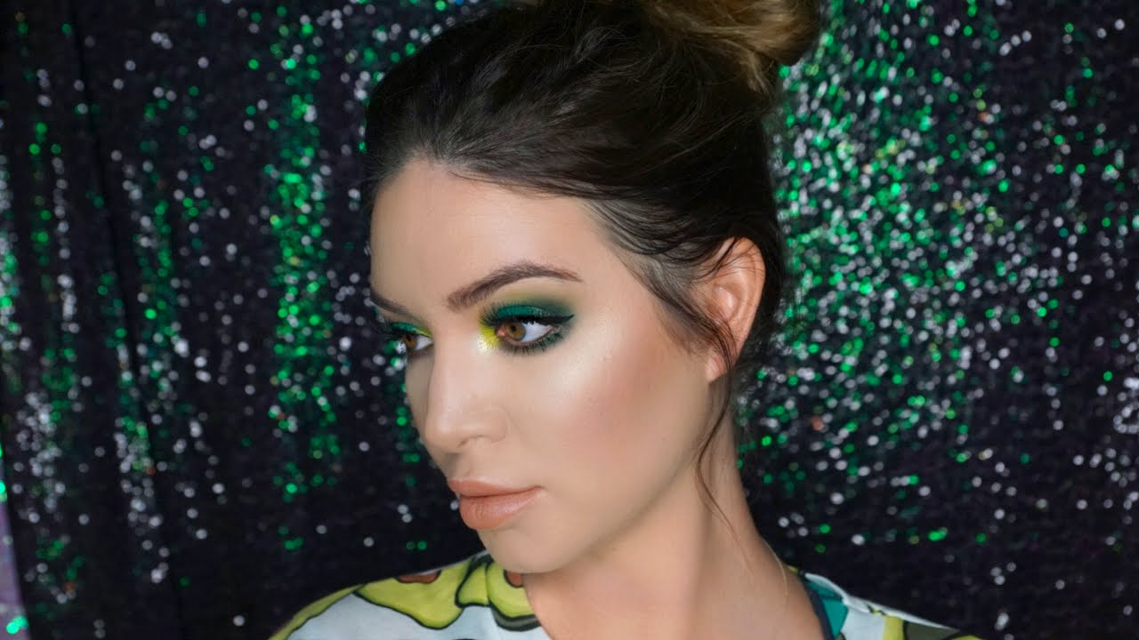 Glowing Green ♡ Makeup Tutorial - YouTube