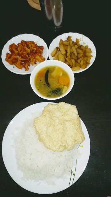 Monday lunch//rice/sambar/potato fry/cauliflower 65 & papad 😋 ...