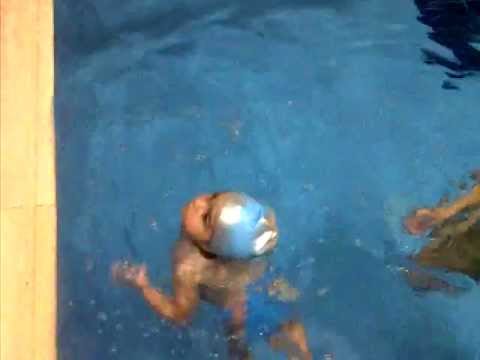 YüzmeMania - Cemtuğ Yüzme (tazmanya canavarı:)